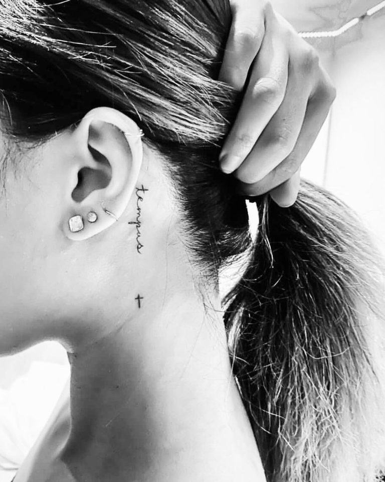 Behind-the-Ear Tattoo Ideas: Minimal One-Point Designs to Inspire You